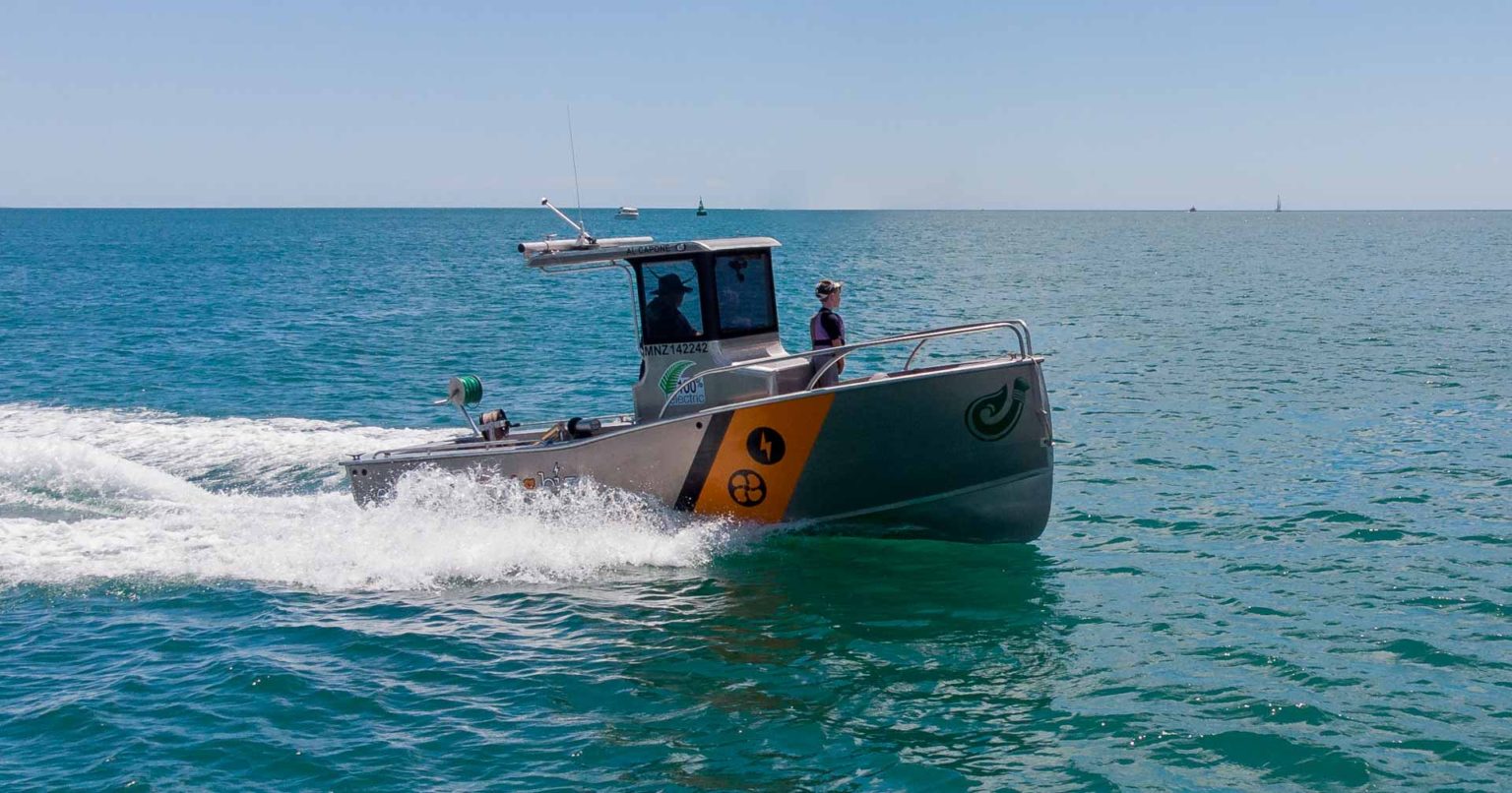 Workboat - 6M Electric Boat Al Capone to Hire - Bay of Plenty